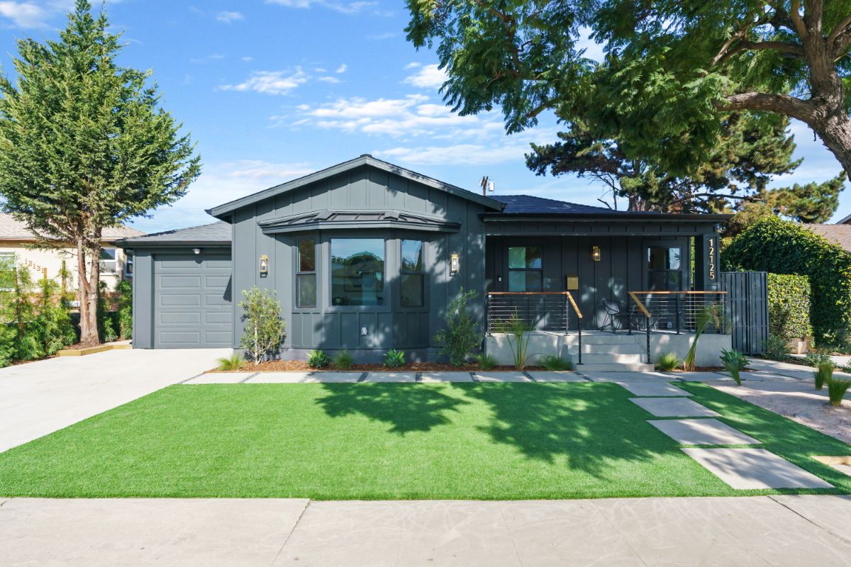 12125 Sardis Ave - Pete Castro Group | SELL WELL. BUY WISE. LIVE HAPPY.